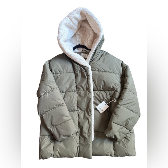 a.n.a | Jackets & Coats | Brand New Ana Sherpa Lined Water Resistant ...
